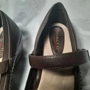 Rialto | Shoes | Rialto Comfort Vanessa Mary Jane Clogs Size 9w | Poshmark